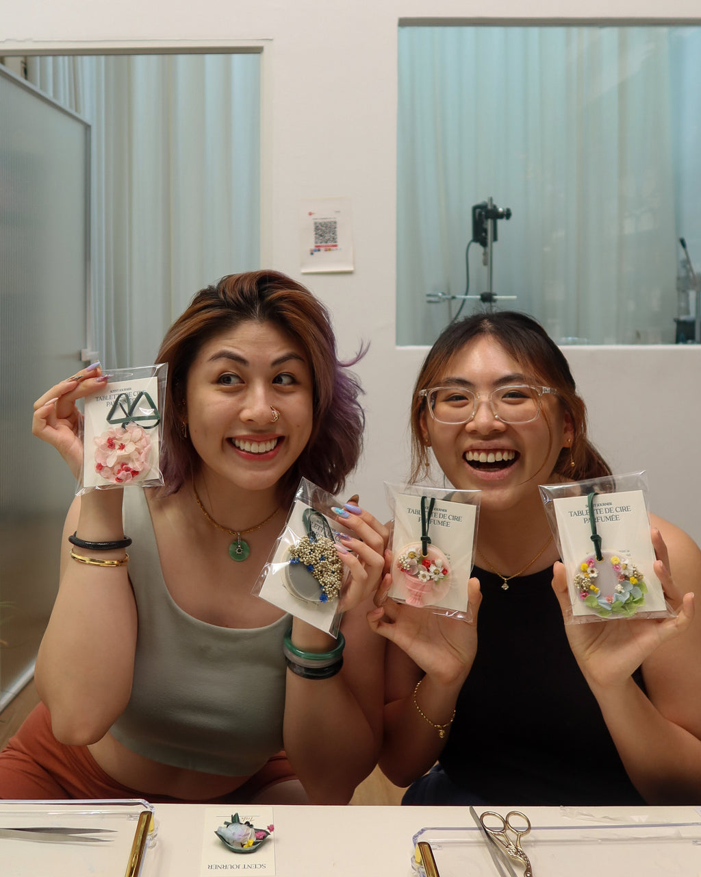 Floral Wardrobe Tablet Workshop (3 - 4 May) – SCENT JOURNER